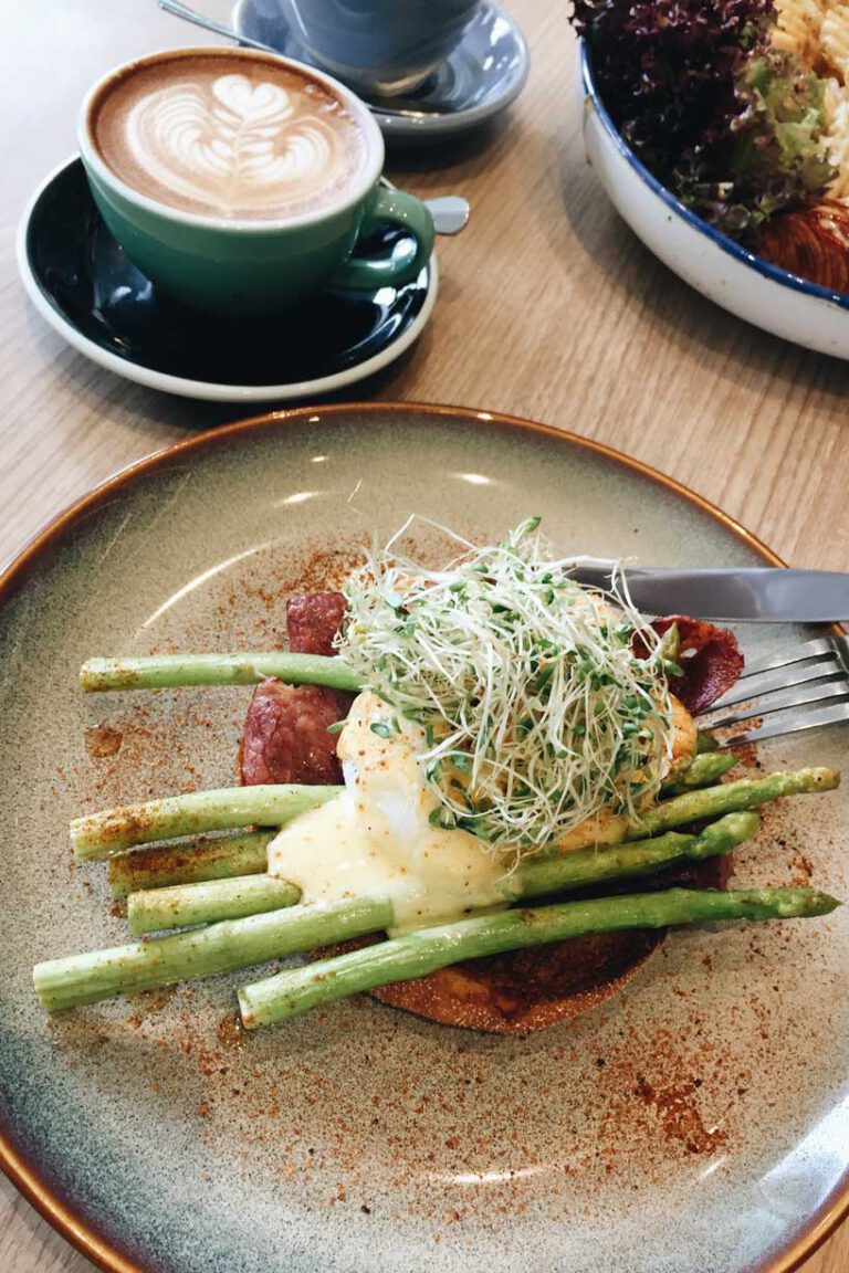 Guide to the Best Cafés in Kuala Lumpur - La Vie En Marine