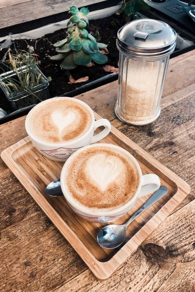 The 4 Best Cafés in Antwerp - La Vie En Marine