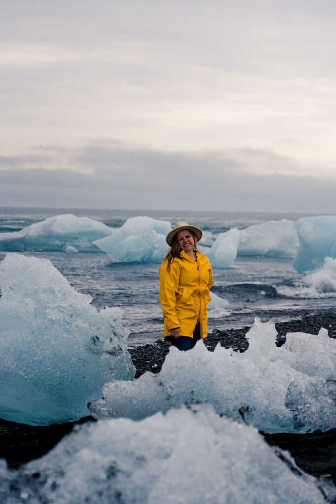 Island Ring Road Itinerary - Diamond Beach - La Vie En Marine